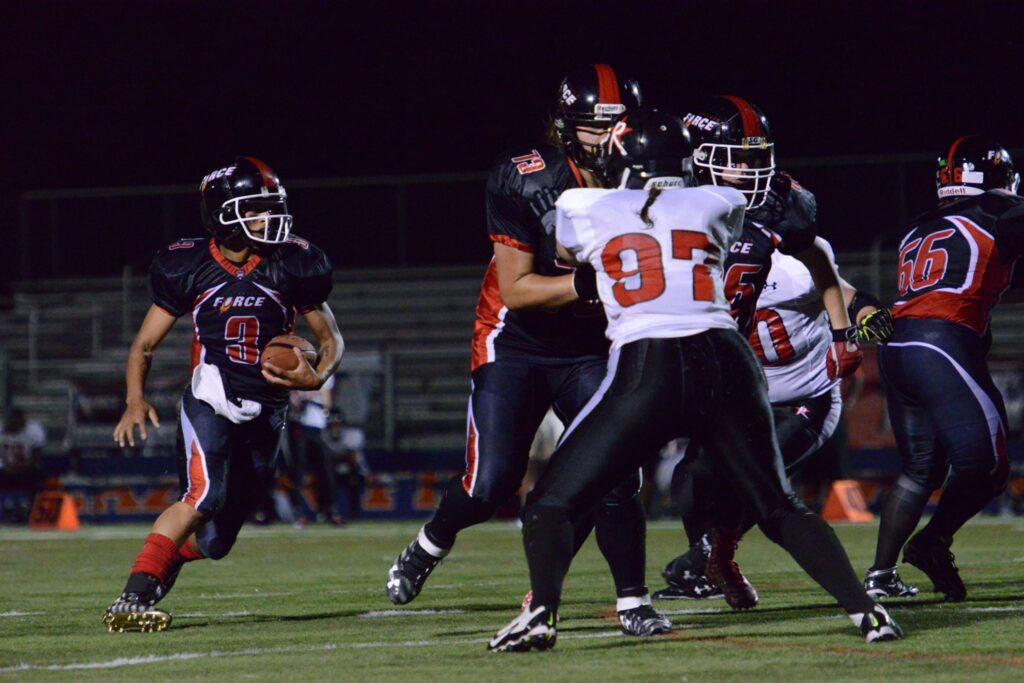 Renegades Knock Out Chicago Force, 17-13