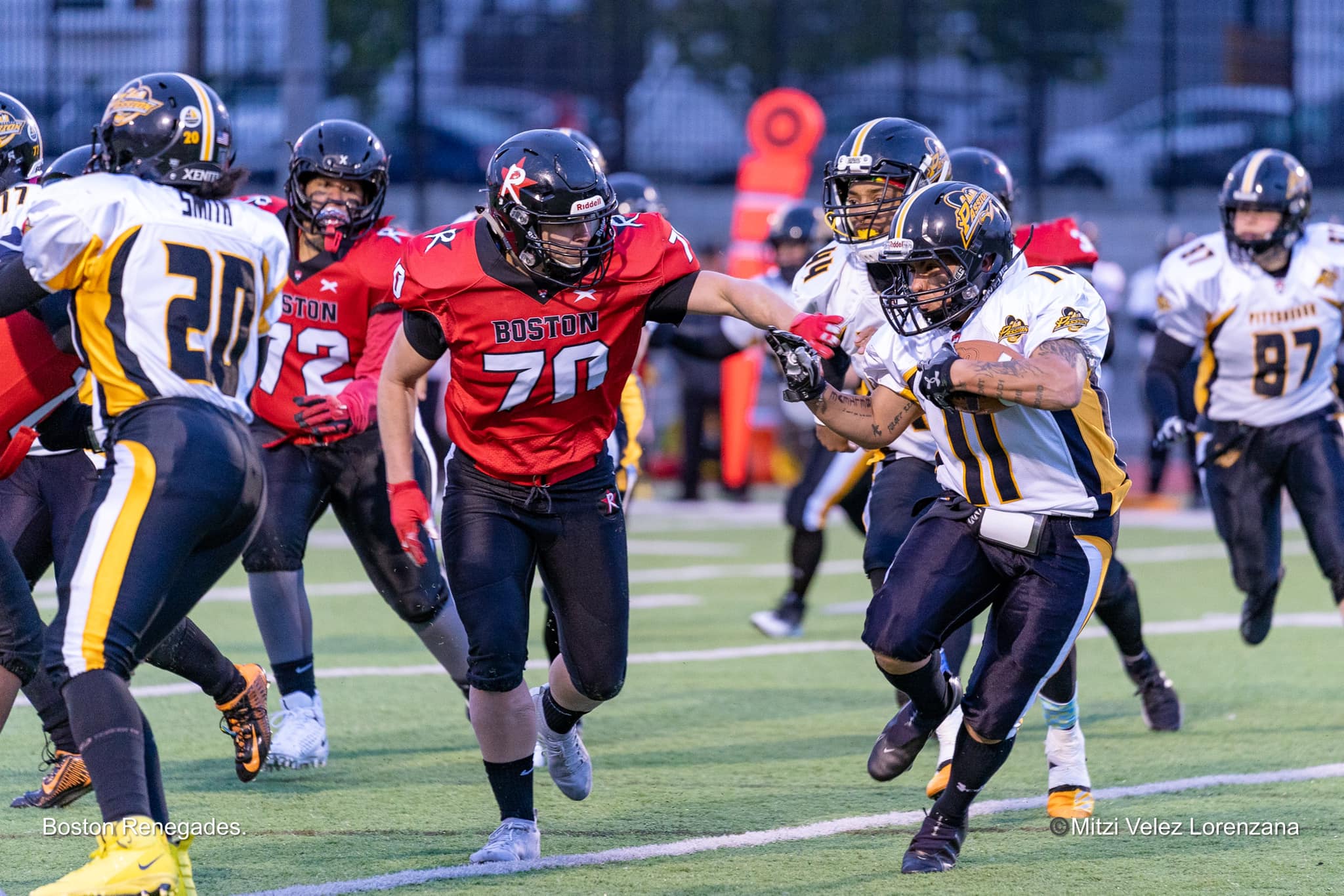Boston hammers Pittsburgh for 4-0 start (New England Football Journal)